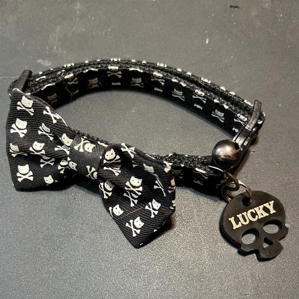 Personalized LED Light up Name Keychain USA Made Color Changing ...