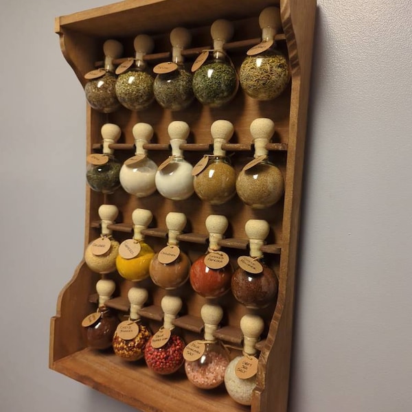 Wooden Spice Rack - Vintage Style Kitchen Storage - With 20 Glass Spice ...