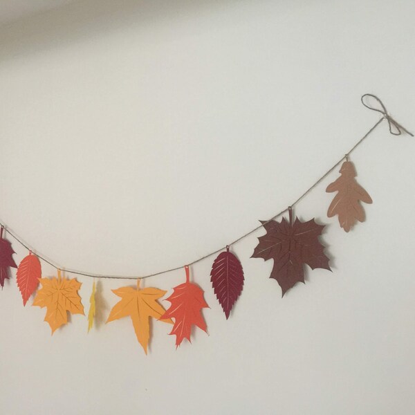 Autumn Leaves Garland Paper Leaf Bunting in Autumnal Colours. Eco ...