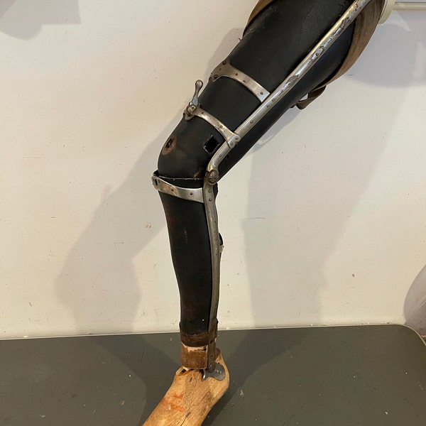 Unique ROMANTIC STEAMPUNK Art Noveau Style Womens Pegleg Prosthetic Leg ...