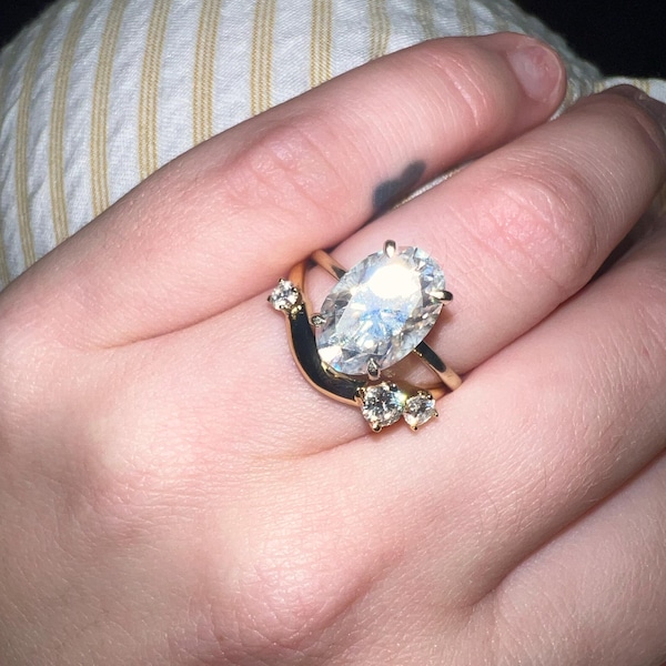 Vintage Inspired Engagement Ring Cathedral Setting Filigree Art Deco ...