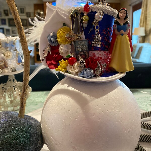 Snow White Mini Top Hat, Snow White Costume, Theme Parks Mini Hat ...