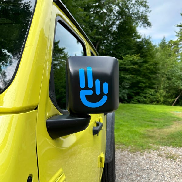 Cosmo Con Button - Etsy