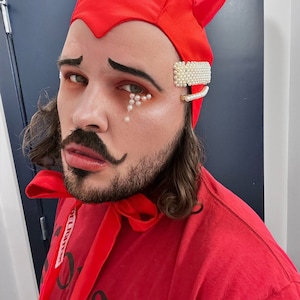 Devil Bonnet red Velvet - Etsy