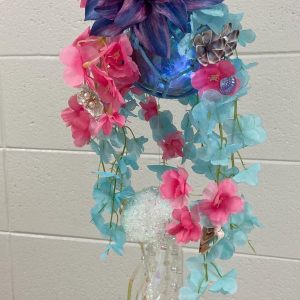 3-mussel Shell Flowers With Snail Center - Etsy