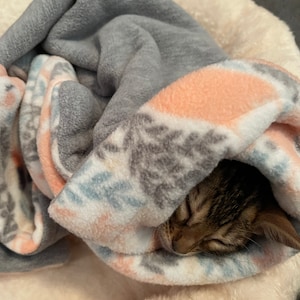 Cat Blankets NEW CHOICES Small Cat Blanket Cat Gift - Etsy