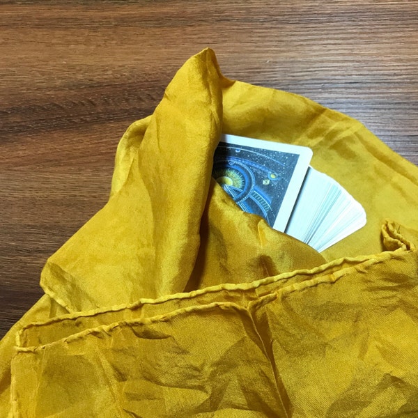 Deep Purple Tarot Cloth - Altar Cloth - Hand Dyed 20"x20"...100% Silk ...