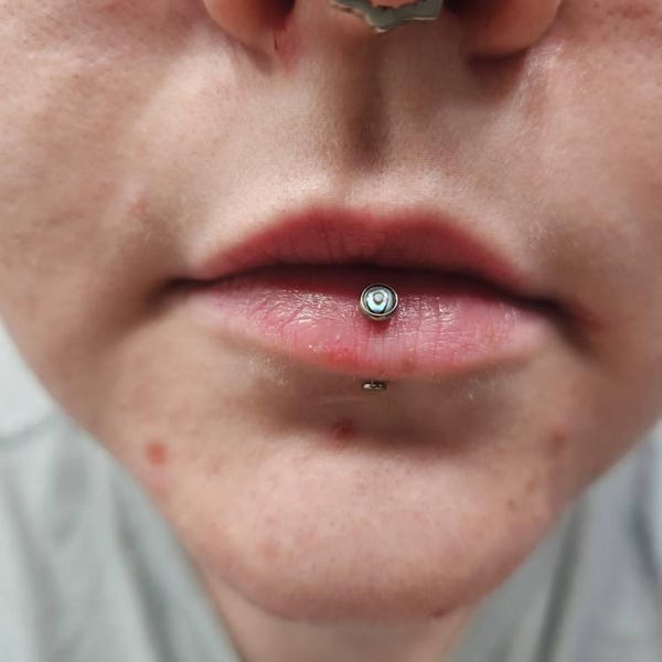 Large Spike Vertical Labret Jewelry, Angel Fangs Piercing Curved ...