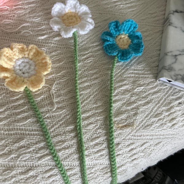 Crochet Snail Bookmark Pattern: Amigurumi Book Accessory (PDF Pattern ...