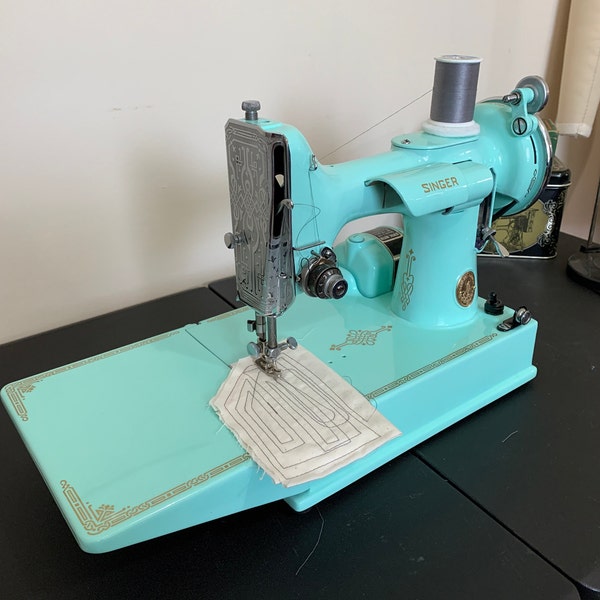 Singer Featherweight 221 Sewing Machine Custom Painted Color of Choice ...