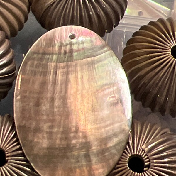 Blister Pearl Shell Pendants. Freeform Shell Pearl Pendants. Natural ...
