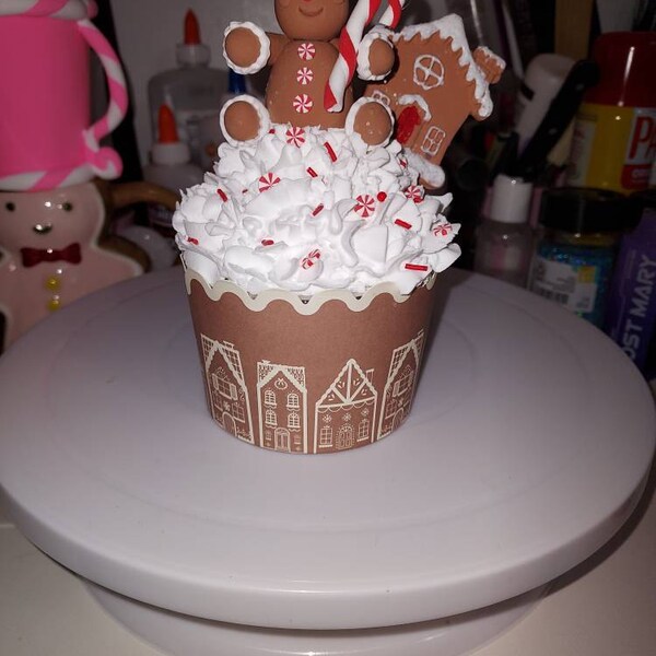 Baking Cups~christmas Themed~gingerbread Man~cupcake~muffin~fake Bake ...