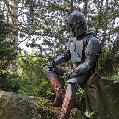 The Mandalorian Season 3 Covert / Nite Owl Privateer - Etsy