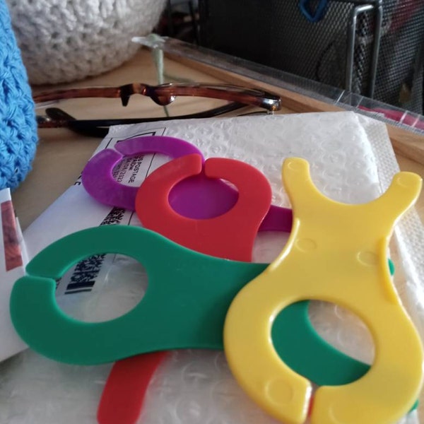 Yarn Winder - Bobbin Style - Set of 4 Holders - Thread Holder - Etsy