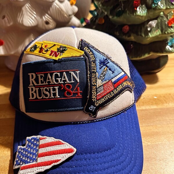REAGAN BUSH 84 Iron-on Embroidered Patch Republican Novelty Emblem ...