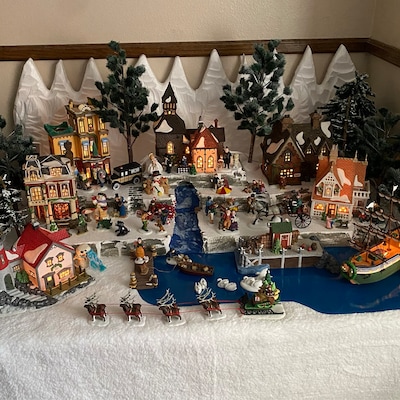 Christmas Village Display Mountain Backdrop for Lemax, Dept 56 ...