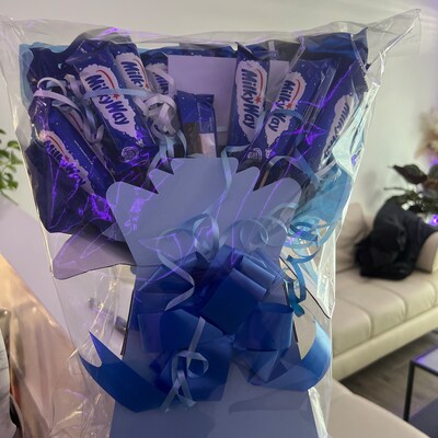 Kinder Bueno Chocolate Bouquet Luxury Chocolate Gift Christmas Birthday ...