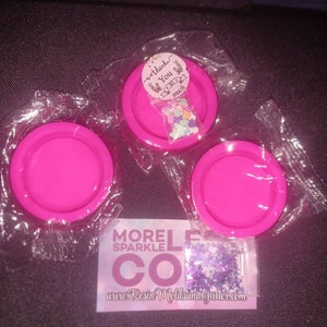 Alien Glitter Green Iridescent Alien Head Glitter for Resin - Etsy