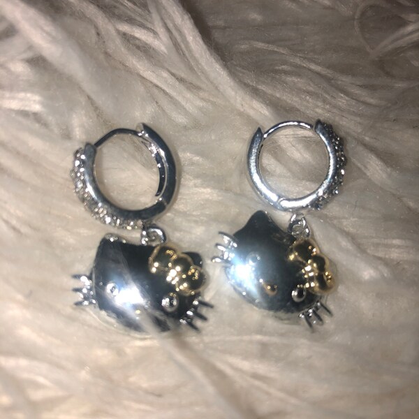 Avon Brooch Jeweled With Multi Colored Rhinestones, Pin None Tarnishing ...