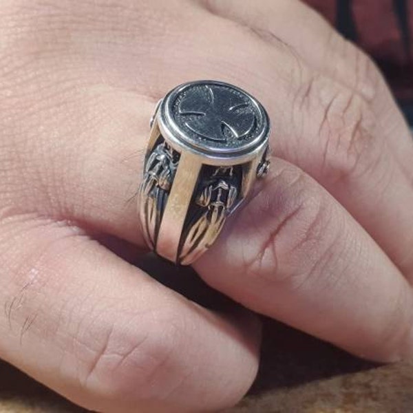 MR. Giger Inspired , Alien Newborn Ring , Stylized Alien, Chestburster ...