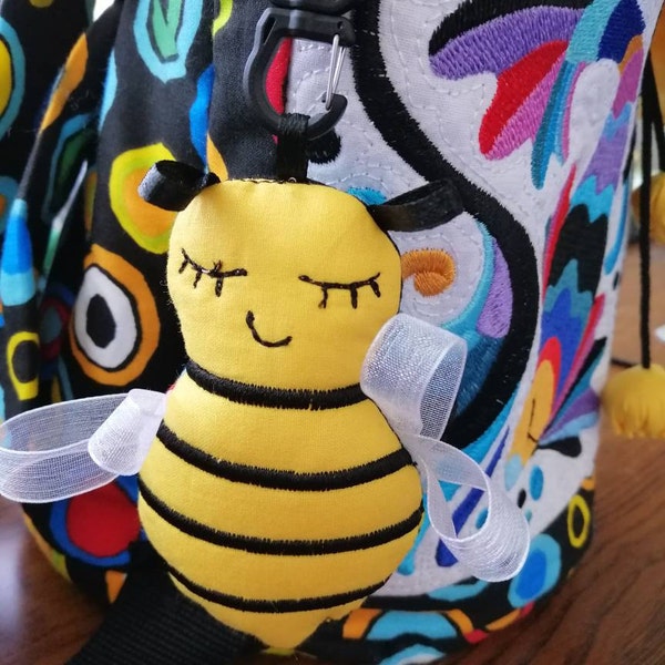 Embroidery Design for Machine Embroidery Bee Softie Toy In-the-hoop ITH ...