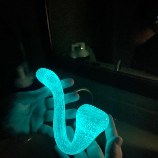 Glow in the Dark Frost Twist * Cool Pipes * Best Seller * Unique Pipes ...