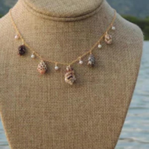 Hawaiian Shell Charm Necklace, 14kt Gold Filled, Mini White Pearls ...