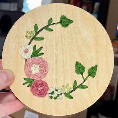 Wood Embroidery Disk spring Flowers Perforated Disk Pattern for ...