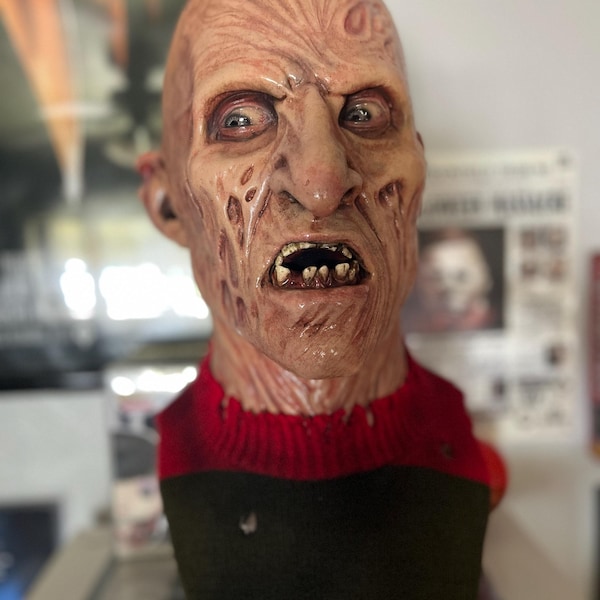 Toasted Latex 1:1 Bust Prop Statue Horror - Etsy