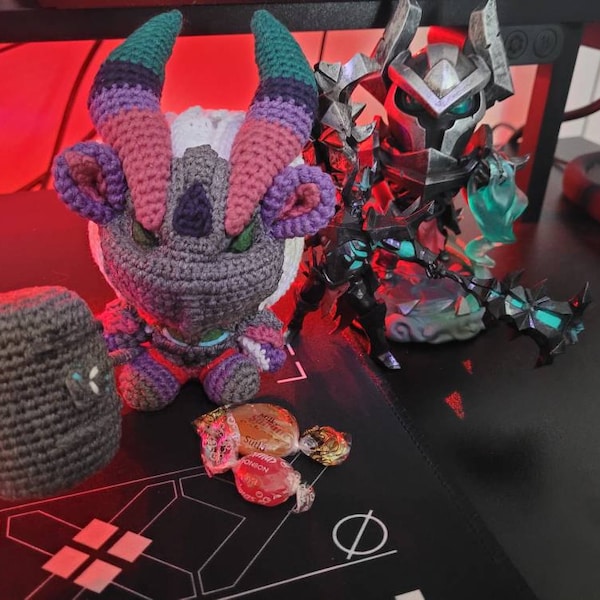 Mordekaiser Dragon Knight: League of Legends Crochet Amigurumi Doll - Etsy