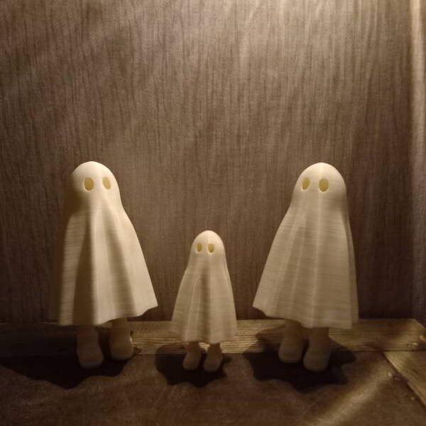 3D Printed Ghost Figure With Retractable Legs - Unique Stand-up ...
