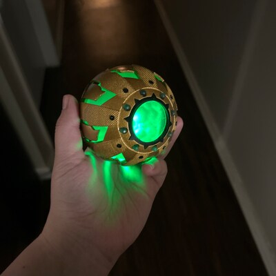 Alien Xenomorph/facehugger/chestburster Weyland Vial Capsule Movie Prop ...