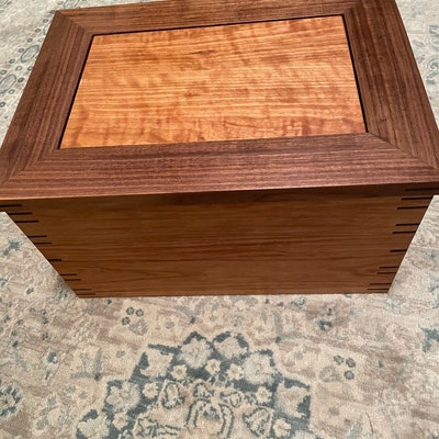 Black Walnut Box - Etsy