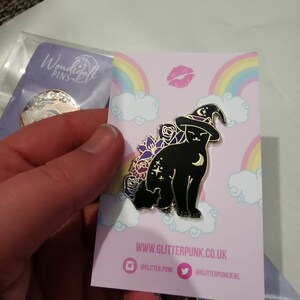 Sisterhood enamel pin Feminist pin Feminism pin Girl gang pin | Etsy