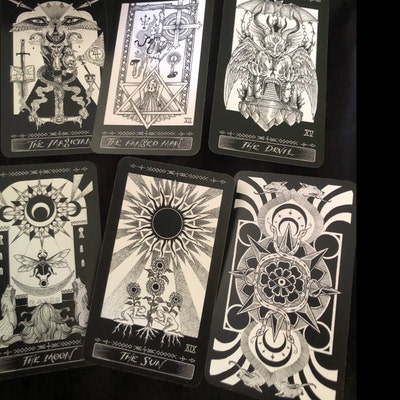 The Line Defined Tarot - Etsy