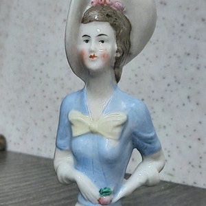 Art Deco Sitzendorf German Porcelain Lustre Glaze Pierrot With Mandolin ...