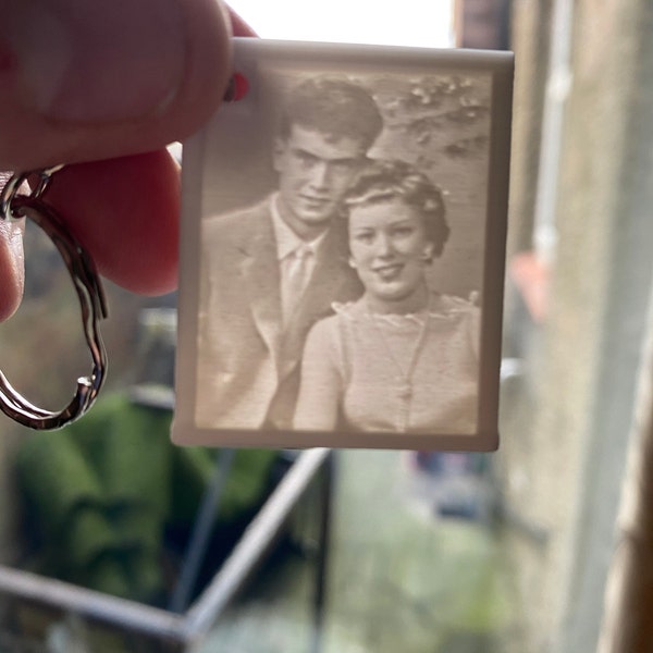 PERSONALISED LITHOPHANE KEYRING - 3D Printed Keyring - 3D Printed ...