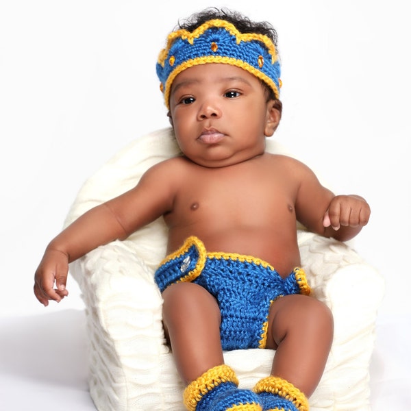 Crochet King Baby Set: Crown, Diaper Cover, Bow Tie, Booties, Scepter ...