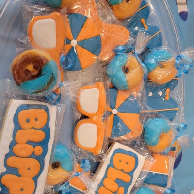 Blippi Decorated Cookies / Blippi Party Supplies / Blippi - Etsy