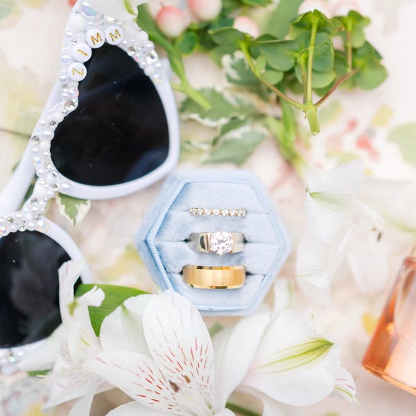 Customizable Bridal & Bachelorette Heart Shaped Sunglasses - Etsy