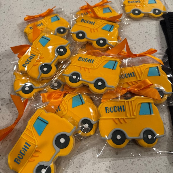 School Bus Cookies, Personalized 4 Size, Bowed Ships on 1/10/25 or for ...