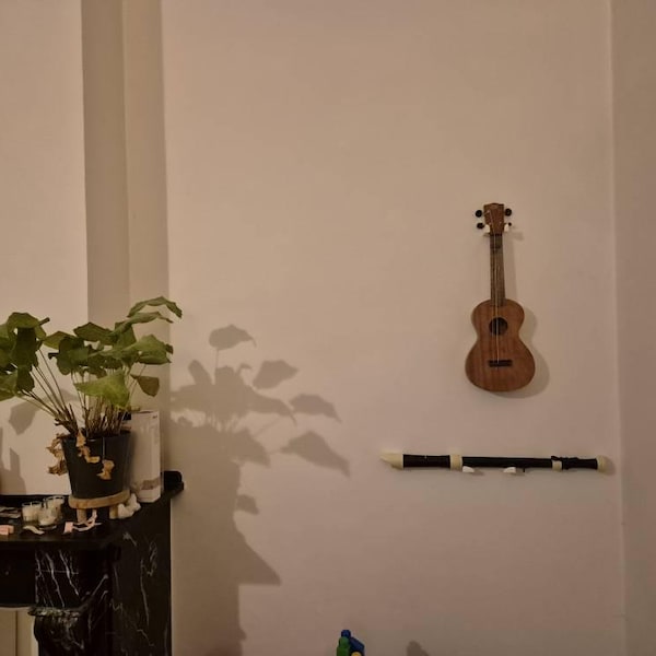 Traditional Flute Wall Display Holder / Flute and Whistle Rack Stand ...