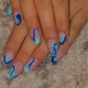 Wavy Design. Abstract Nail Design . Press on Nails. Round Nails. Custom ...