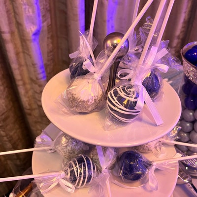 Graduation Favors: Graduation Cake Pops Made to Order With - Etsy