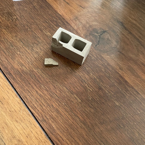 Mini Cinder Blocks Made of Cement With Pallet - Premium Quality - 1/12 ...