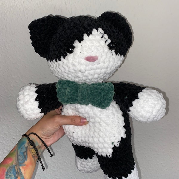 Cat Crochet Pattern With Bow Tie Beginner Friendly Low Sew Amigurumi ...