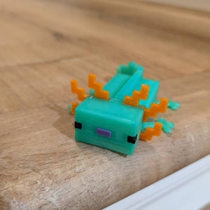 Minecraft Baby Axolotl Mini Toy 3.5 Inch Long, Moveable Legs and Tail ...