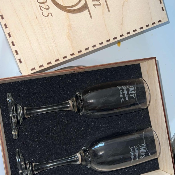 Personalized Champagne Glasses Box Set | Custom Champagne Toasting ...