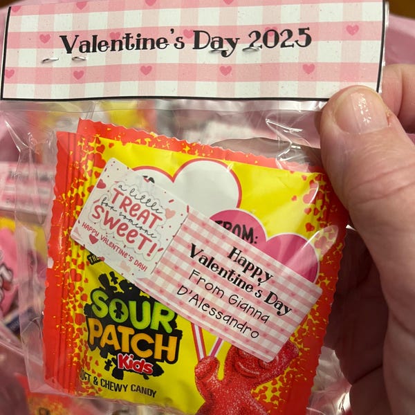 Printable Valentine's Day Goldfish Tag - Valentine's Day Class Tags ...