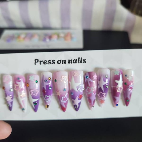 League of Legends Jinx Nail Art, Pink & Blue Graffiti Stiletto Nails ...